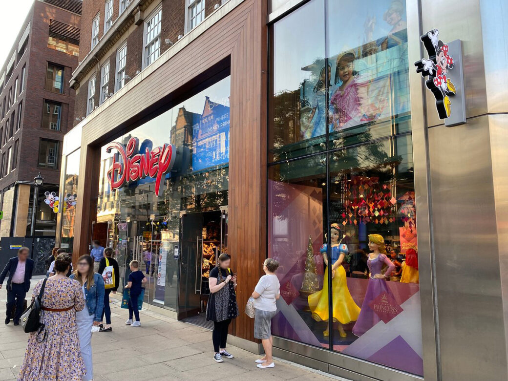 disney-store-on-oxford - Locatus